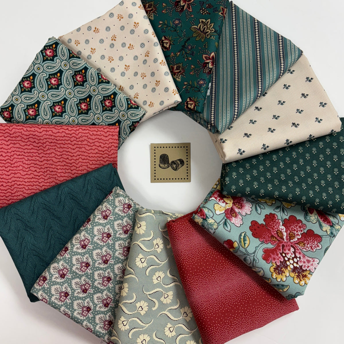 Teal Lovers Bundle of 12 fat quarters – Two Thimbles